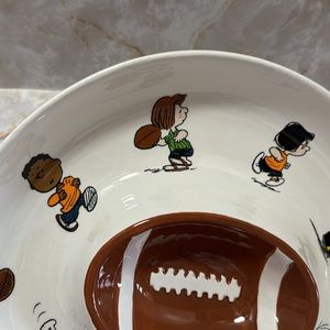 Peanuts | Dining | Peanuts Foot Ball Theme Chip And Dip Dish | Poshmark